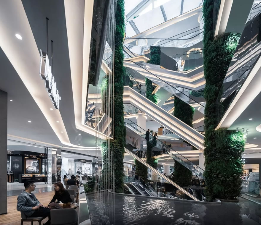 MOMOPARK 西安地铁置业时代广场 | UDG联创| - 景观网